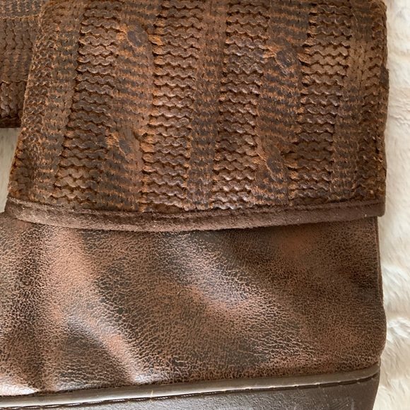 Avon | Shoes | Avon Memory Foam Cabot Knit Boot | Poshmark